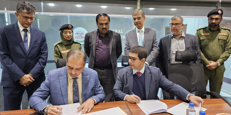 Pakistan Life Savers Programme and Sindh Rescue 1122 Forge Lifesaving ...