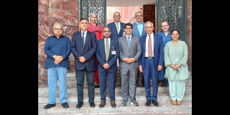 Representatives of RCP-UK Visit AKU | The Aga Khan University News