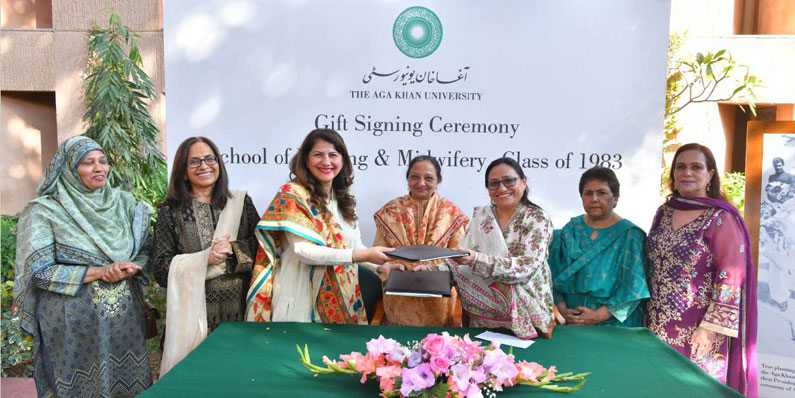 Alumni Create Legacy through Endowment Gift | The Aga Khan University News